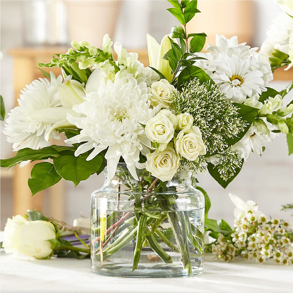 Davenport Florist | Same Day Flower Delivery by Tinas Flowers And More